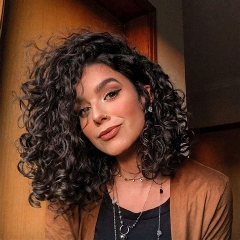 Como Lavar Corretamente O Cabelo Cacheado Veja 6 Dicas Simples Artofit