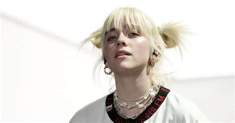 Billie Eilish Says She Lost 100 000 Followers Due To Her Big Boobs