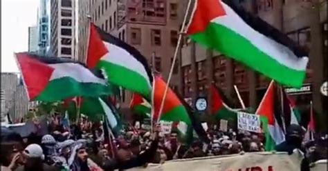 تظاهرات حاشدة في كندا تنديدا بجرائم الاحتلال في قطاع غزة