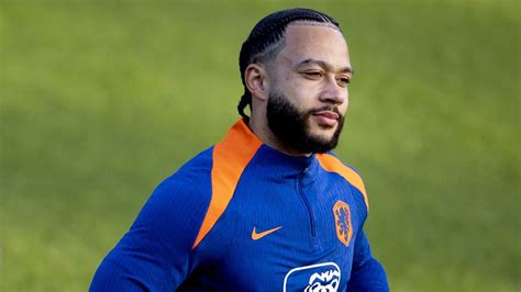Koeman Vindt Steun Depay Aan Veroordeelde Promes Niet Handig
