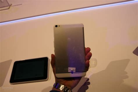 Hands On Huawei MediaPad X HD Tablet Takes On The Nexus IPad Softpedia