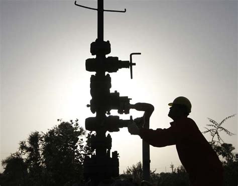 Ongc To Invest Rs 4000 Cr In Mumbai High Field Infra Revamp Ndtv Profit