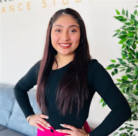 Andrea Dance Instructor Glen Ellyn