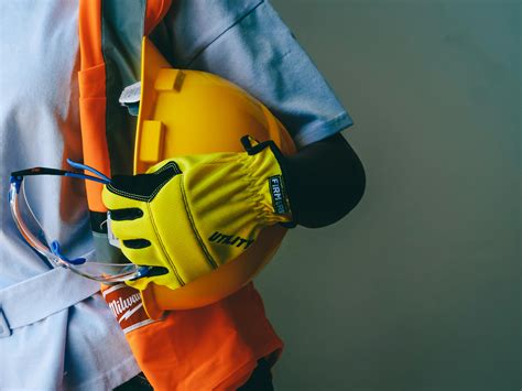 Foto De Stock Gratuita Sobre Alta Visibilidad Camisa Azul Casco