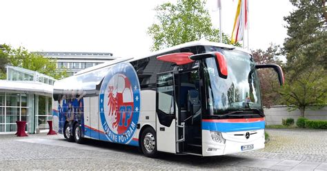 Fan Bus