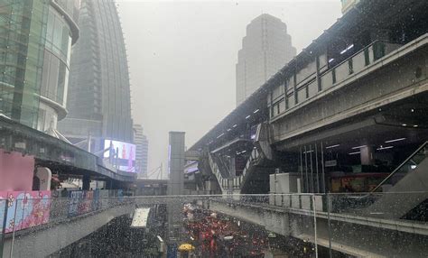Heavy Rainfall To Hit Bangkok And 41 Provinces Tomorrow Thaiger