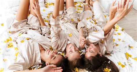 30 Bridesmaid Beauty T Ideas To Pamper Your Besties Lexie Lazuli