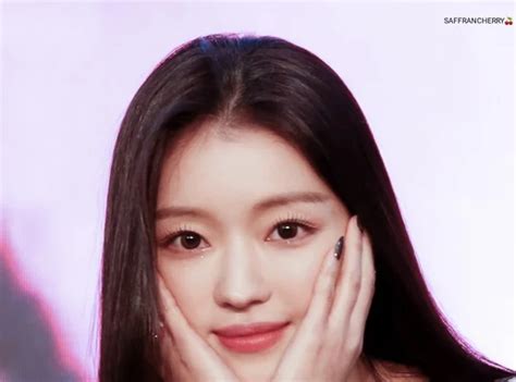 221218 Oh My Girl Yooa Kpopping