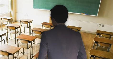 퇴학 위기 학생 엄마에 성상납 요구고작 정직 2달 징계