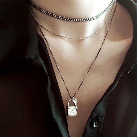 각인8자리 실버자물쇠and미니열쇠 은체인 커플목걸이 아이디어스