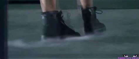 2 Beauties Asian Ballbusting 5 Nutshots Groin Knee Nut Punch Balls