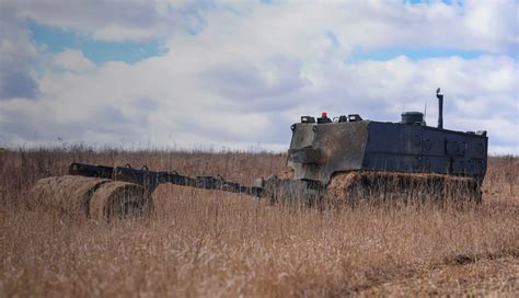 На Харківщині працюватиме машина для підготовки ґрунту до розмінування