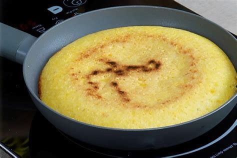 Cuscuz de Frigideira Rápido Prático e Delicioso