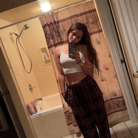 Jaeda Jaedamullins20 Snapchat Stories Spotlight And Lenses