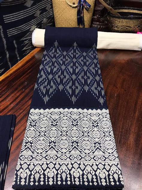 ເສື້ອຜ້າແຕ່ງກາຍ ເສື້ອຜ້າແຕ່ງກາຍ ຊາຍ ຍິງ ຫລວງພະບາງ