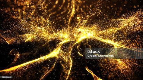 美しい金色の粒子の波と明るい抽象的背景に輝く粒子が星の塵のフレアを形成する ひらめきのストックフォトや画像を多数ご用意 ひらめき