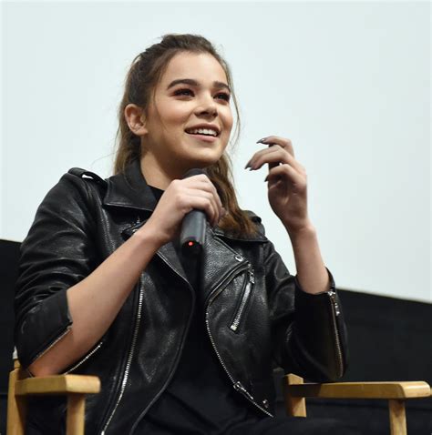 Sexy Beautiful Babes Hailee Steinfeld The Edge Of Seventeen