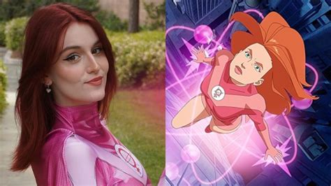 Invencible Cosplayer Se Transforma En Atom Eve