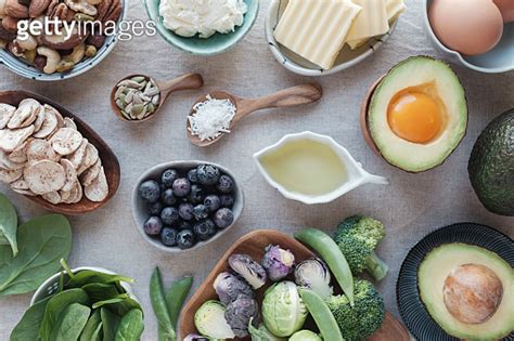 Ketogenic Diet Low Carb High Fat Healthy Food 이미지 1157052771 게티이미지뱅크