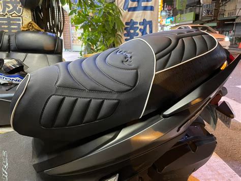 志忠 汽機車座墊行 Force155座墊壓紋改裝 海綿 台南志忠座墊行 換皮改裝 削海綿 增海綿