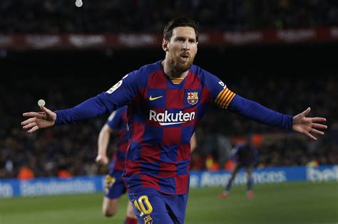 Auguri Messi Il 6 Volte Pallone D Oro Compie 33 Anni WH News