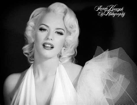 Lauren Lambert Modelactress Love That Location