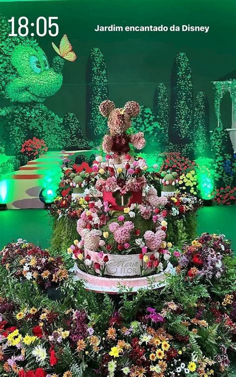 Bolo de aniversário da festa de Maria Flor filha de Virginia e Zé