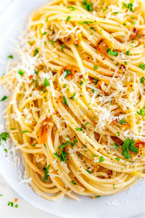 Pasta Aglio E Olio Garlic And Oil Chef Style Aberdeens Kitchen
