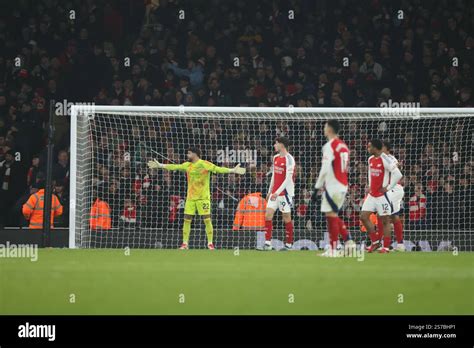 David Raya A And Arsenal Dejection After The Second Villa Goal 2 2