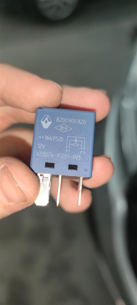 hi guys can someone please help me with this which pin on this relay