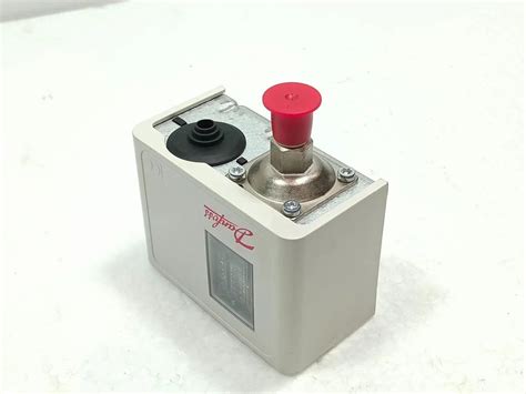Danfoss KP1 PRESSURE SWITCH At Best Price In Bhavnagar By Able Marine Services ID 2852489913933