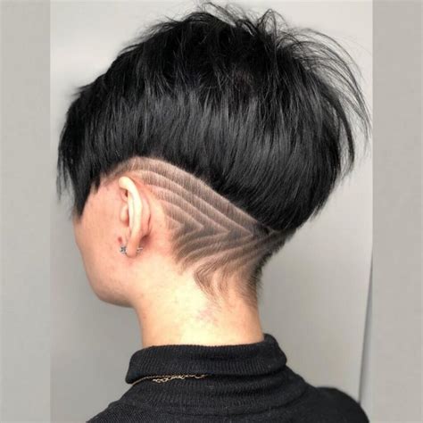 Модні стрижки для брюнеток 12 стильних варіантів на осінь 2023 Читайте на Ukr Net