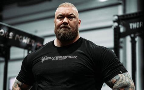 Breaking Hafthor Bjornsson Sets A 505 Kg 1 113 3 Lb Deadlift World