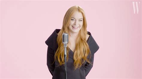 Lindsay Lohan Cant Keep A Straight Face While Reenacting Her Favorite