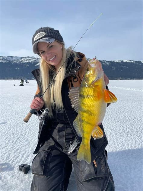 Ice Fishing Lake Cascade Jumbo Perch How To Plan Your Trip Virtual