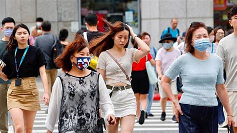 台北花東恐飆38度高溫、高屏大雨特報 氣象局：中南部山區慎防土石流 太報 Line Today