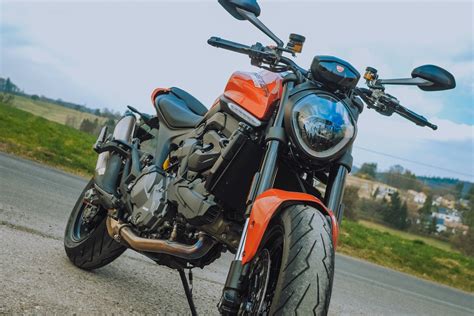 Ktm 890 Duke Gegen Ducati Monster Vergleich 2021