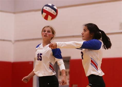 Khs Volleyball Defeats Upton For Senior Night Sports