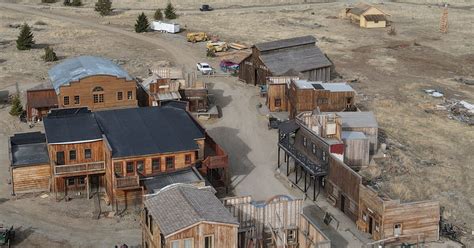 Rust Armorer May Have Brought Live Rounds On Set Prosecutors Say NTD