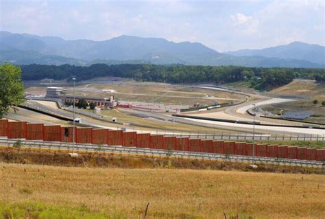 Motociclista Muore Al Mugello Durante Una Gara Amatoriale Tiscali Notizie