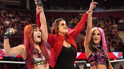 Wwe Raw Stars In Detroit For Tonights Smackdown Wrestletalk