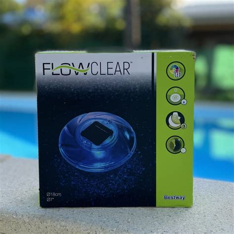 Lampe Flottante Solaire Piscine Guadeloupe Au Fil De Leau