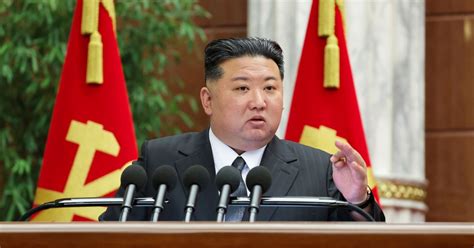 回應川普示好？ 金正恩親自督軍發射飛彈怒嗆｜東森新聞
