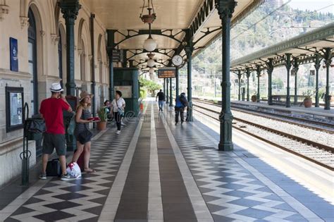 Stazione Ferroviaria Di Taormina Giardini Naxos Sicilia Italia