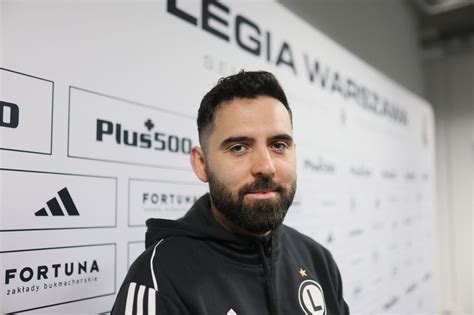 Legia nie zamierza oglądać się na innych Goncalo Feio Chcemy dokończyć robotę