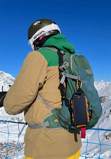 Xtorm Solar Charger 10 000 Newgen Distribution