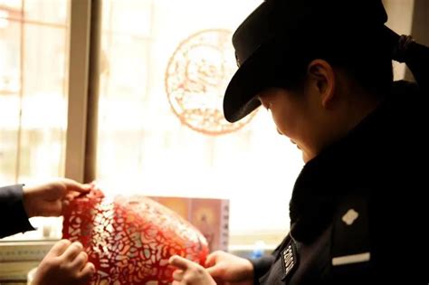 滨海公安“繁星矩阵”先进典型心向暖阳 不惧风霜——绽放在为民路上的“警营之花”闫洁澎湃号·政务澎湃新闻 The Paper
