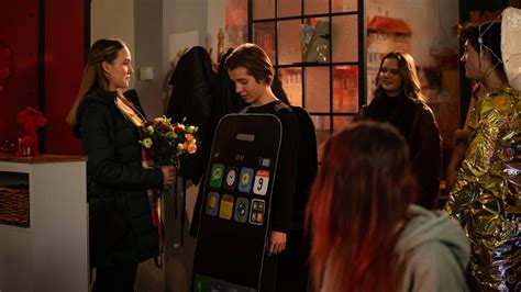 Speciální Valentýnská Ulice Igor Prozradí Choulostivé Tajemství A