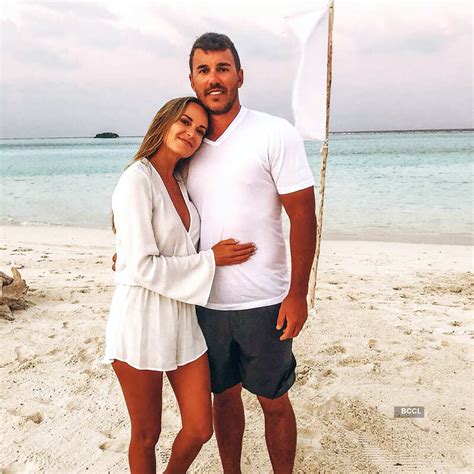 Intimate Pictures Of Golfer Brooks Koepka And Gf Jena Sims The Etimes