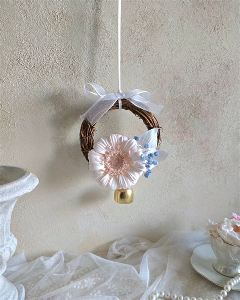 🕊플레뉴이🕊 일산부케말리기 창업클래스 프리저브드플라워 일산 부케말리기 파주부케말리기 카네이션 부케 유리돔🍑💐 풍성한 카네이션의 느낌을 살려 제작한 무드등 유리